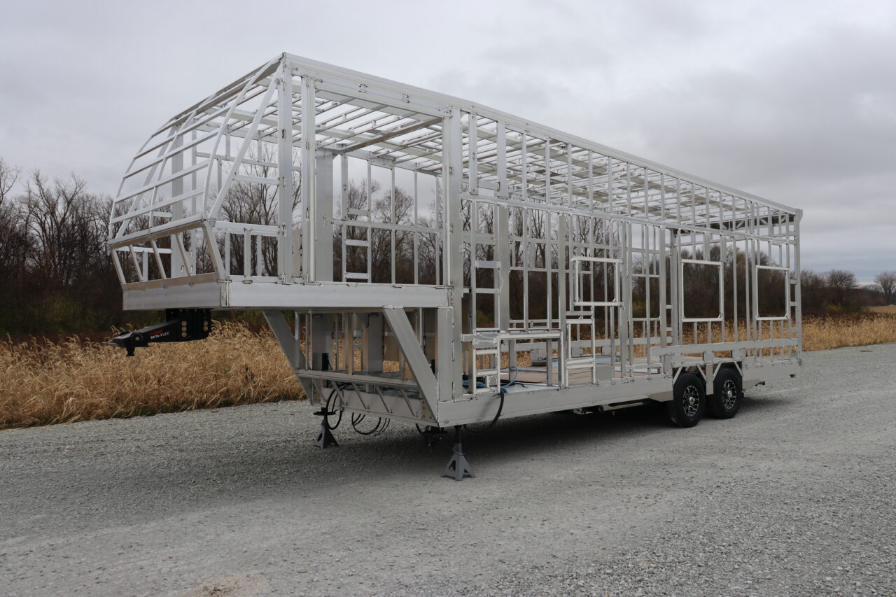 All-Aluminum Fifth Wheel Toy Haulers | Plā 750 RV | ATC Trailers